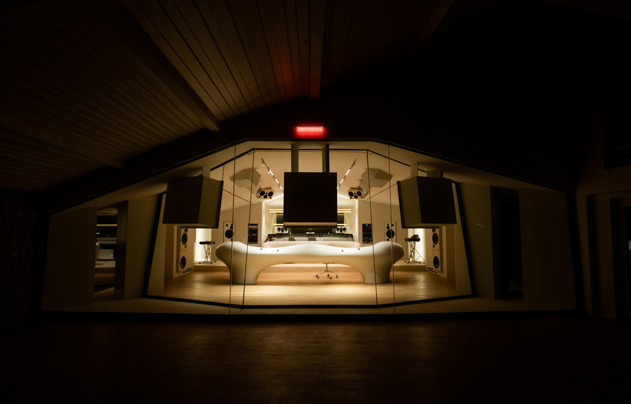 Miraval Studios : renaissance d'un studio mythique - The Good Life